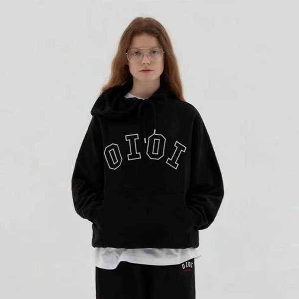 Oioi Rose朴彩英同款連帽衛衣 字母貼標 休閒舒適 黑色 - Oioi代購
